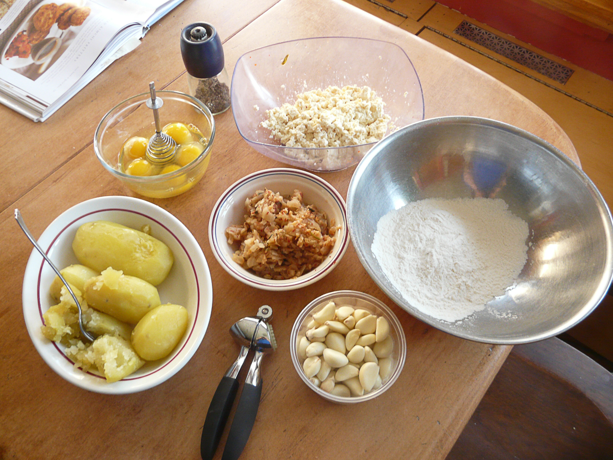 Gamjajeon – Korean Kimchi Potato Pancakes – 김치 감자전 – The Kitchen Tourist