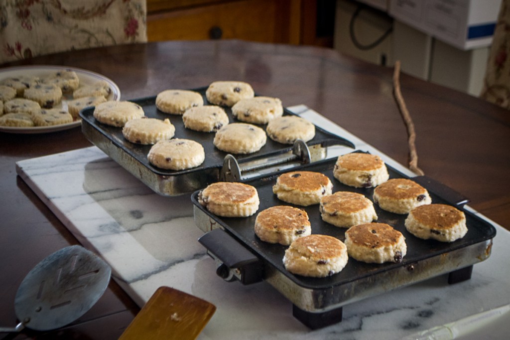 Welsh Griddle Cakes – Pice ar y maen – The Kitchen Tourist